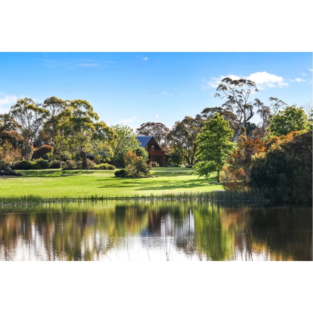 Sutton Forest parkland retreat has $8m asking price - plus Nicole and ...