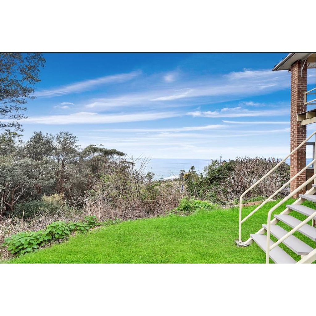 'Ridiculous views': Wombarra home that last sold for $57K in 1986 back ...