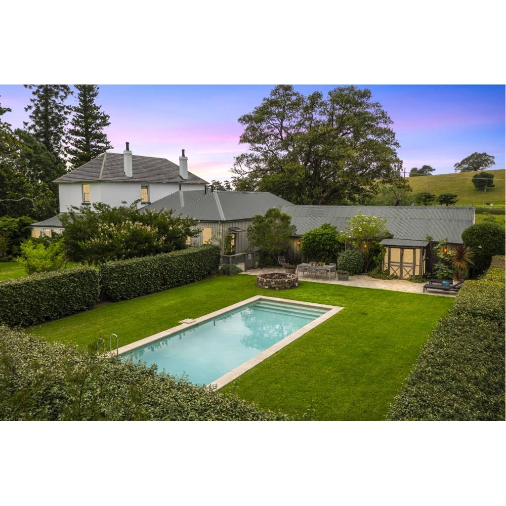 Inside the classic Jamberoo home on the market for the second time in ...