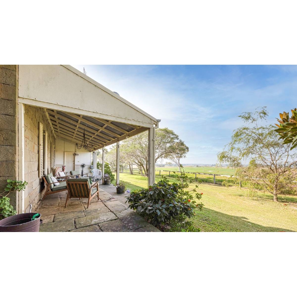 Hungerford family's heritage-listed home could fetch $2.5 million