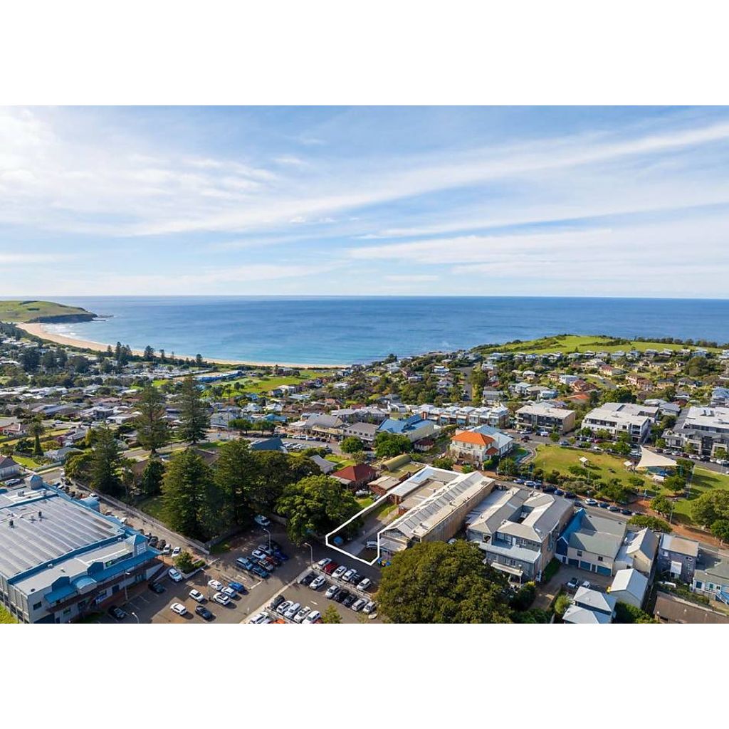 Sydney owner continues sell-off in Gerringong, lists site after 35 years
