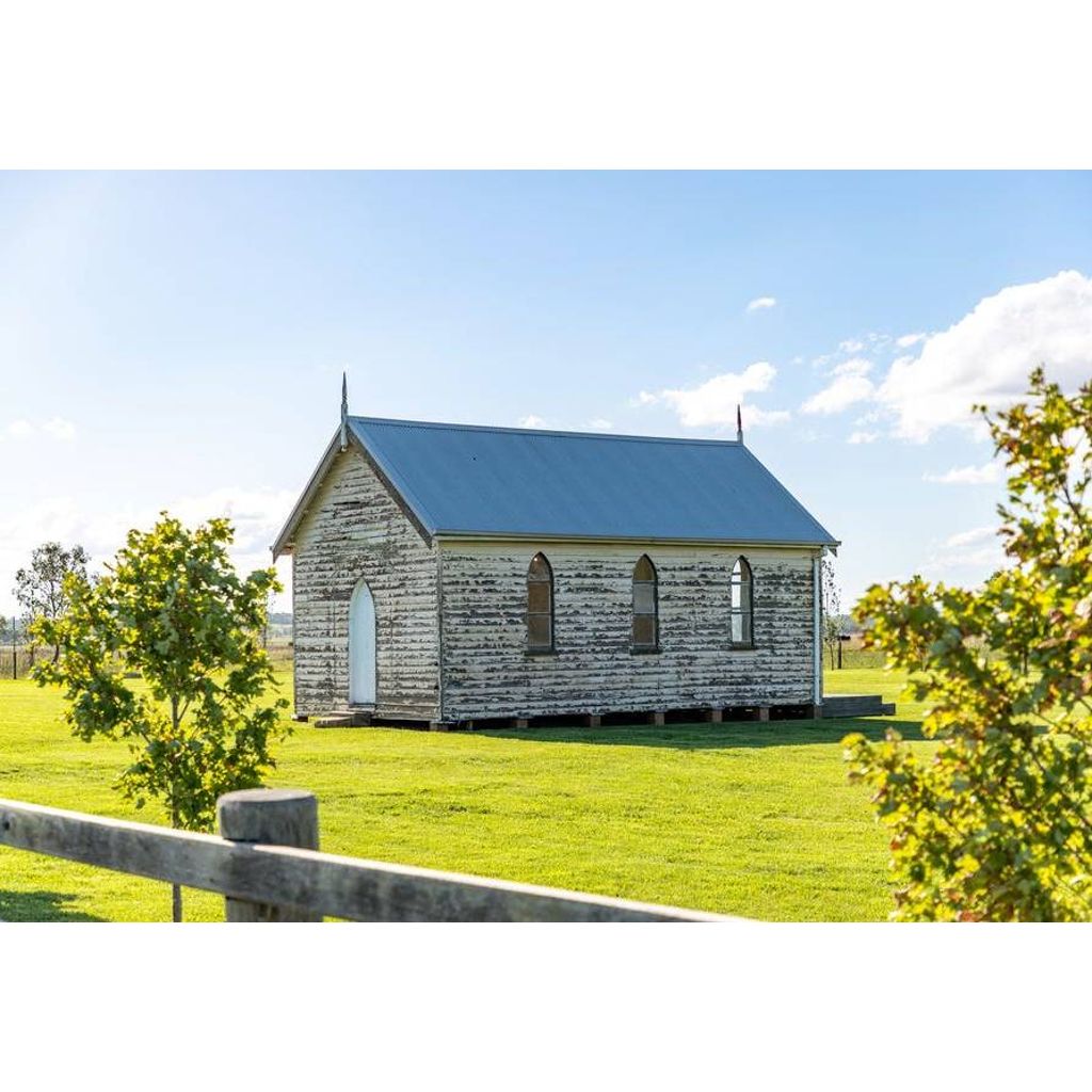 Hunter Valley buyer snaps up Glendon chapel