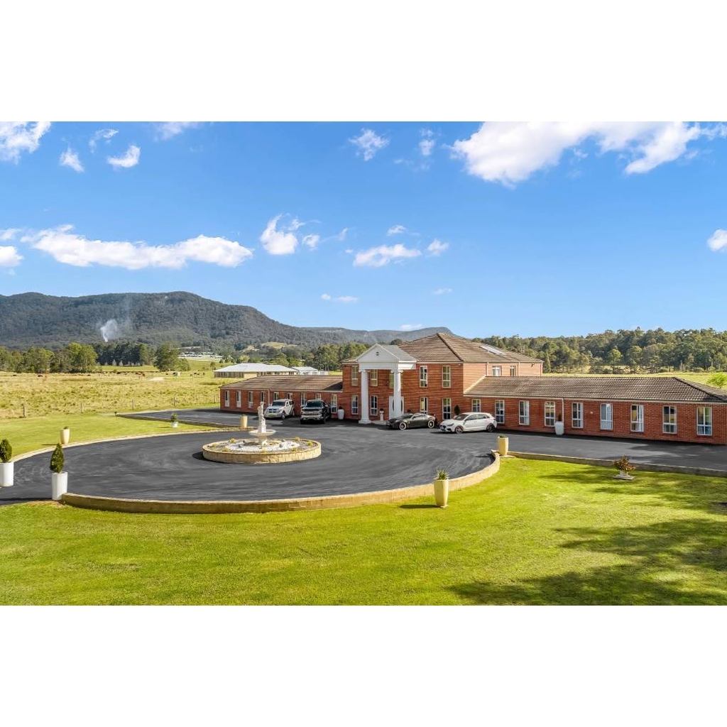 Mount Vincent Graceland mansion has its own recording studio