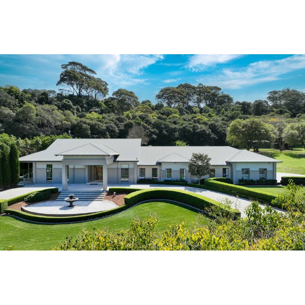 It's gone. Cardiff Heights home with three-tier pool sells for record price