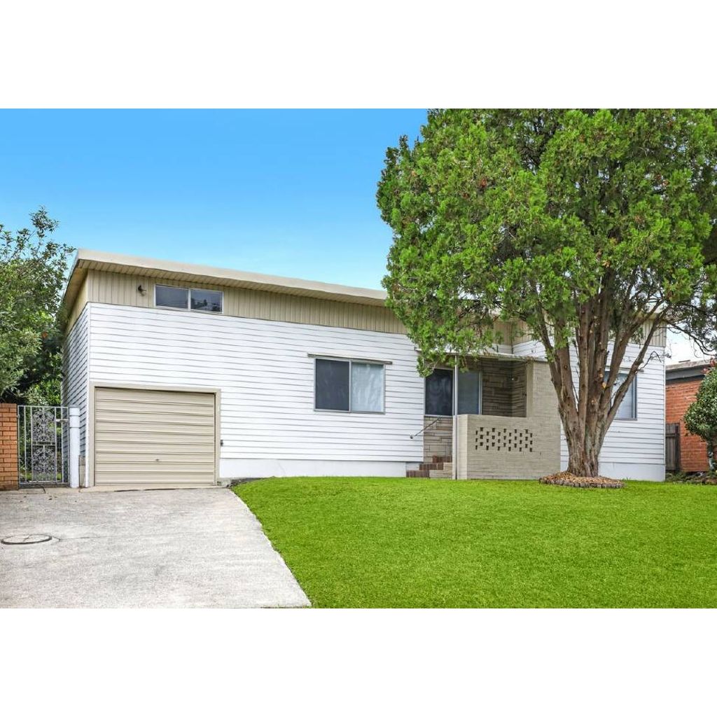 Buyers vie for Mount Ousley home, available after nearly 60 years