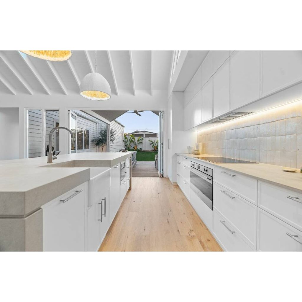 Before and after: Kahibah cottage set for auction after coastal ...