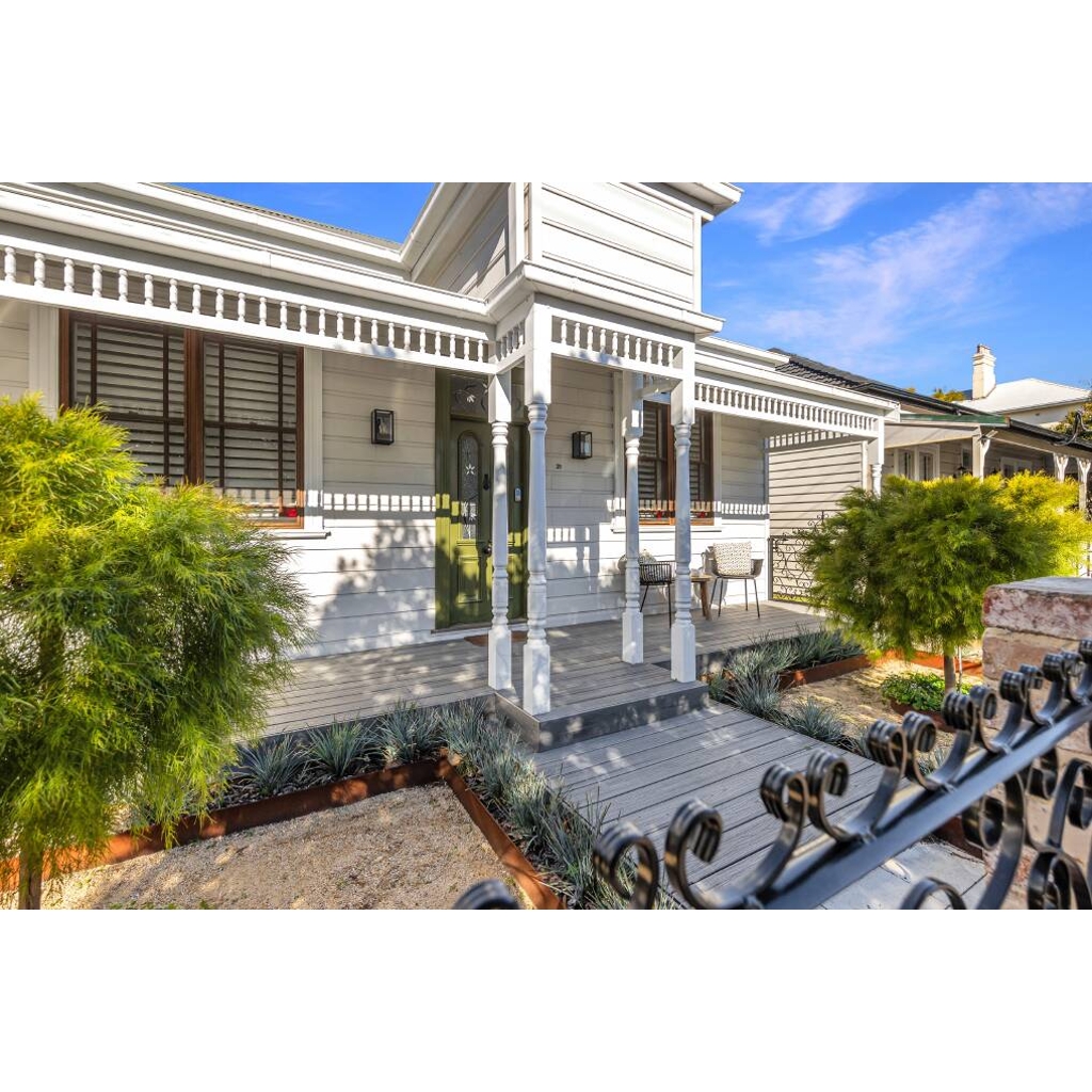 Classic 1920s Cooks Hill cottage listed after striking transformation