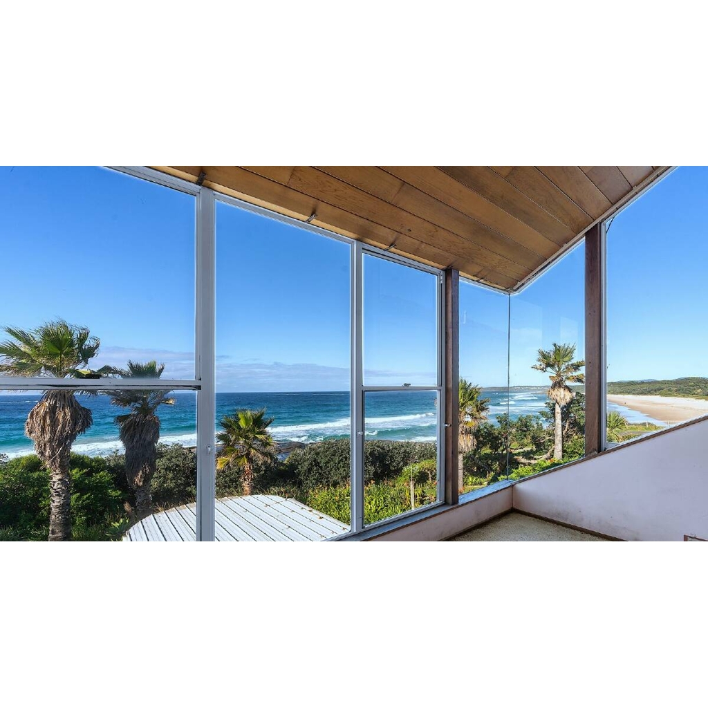 The Bachelor couple 'Matty J' Johnson and Laura Byrne reveal $2m reno ...