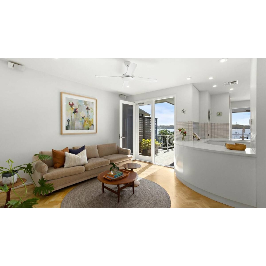The $4 million club: waterfront home smashes Valentine suburb record