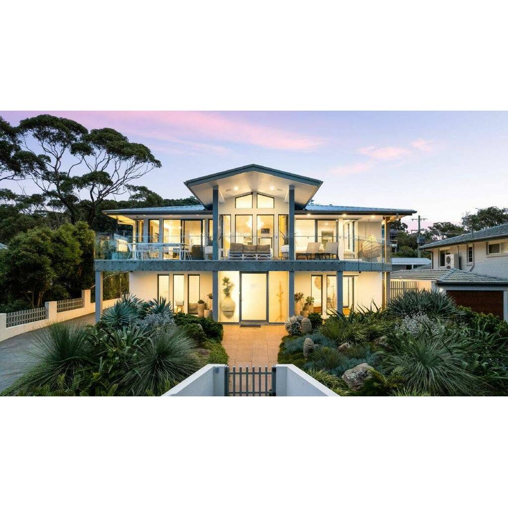 Sam Armytage takes beach house off the market as she confirms split ...