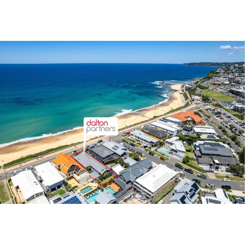 It's sold! Mystery buyer snaps up Merewether beach house for around $9 ...