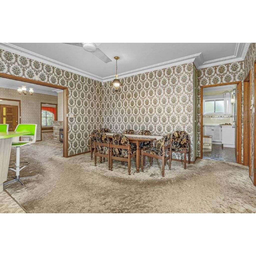 Blast from the past: preserved 1970s 'time capsule' draws in retro ...