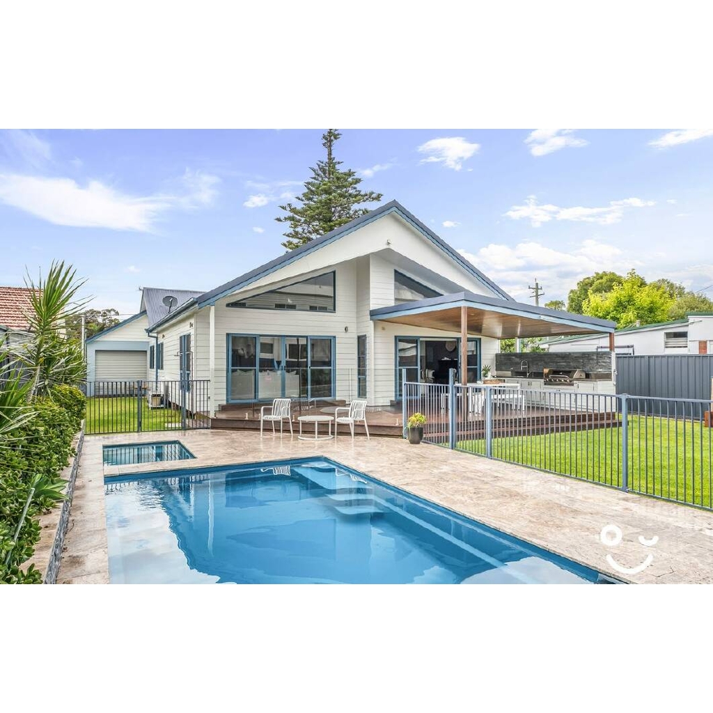 One bidder, one bid enough to secure 'beautiful, coastal' East Corrimal ...