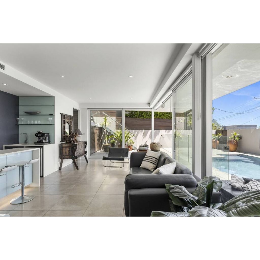 Award-winning luxury house listed for the first time in Merewether