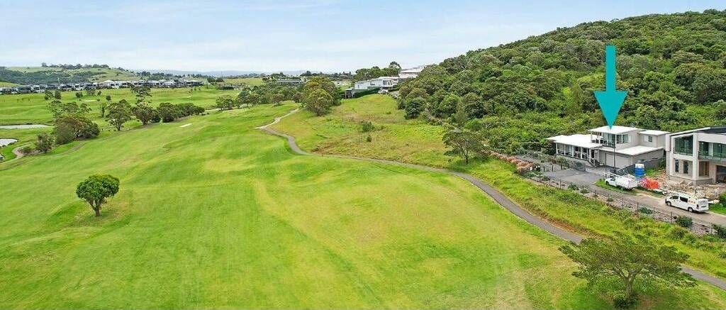 Let it tee: Views, not golf, the deal maker as Shell Cove home sells