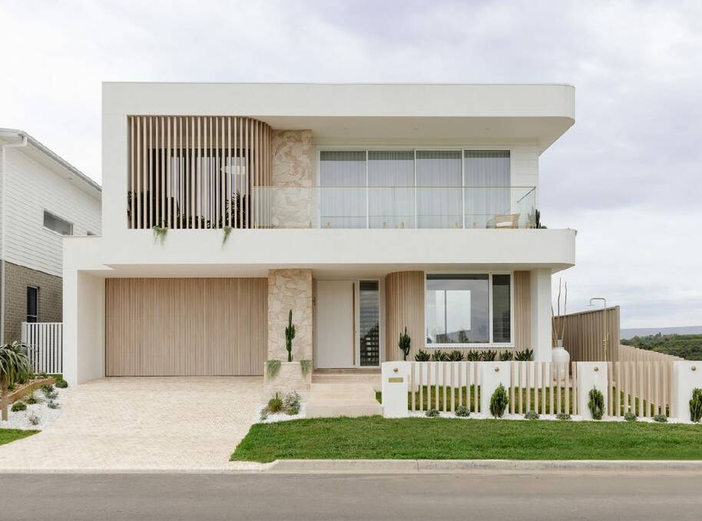 Design influencer's 'ultimate entertainer' at Shell Cove listed for sale