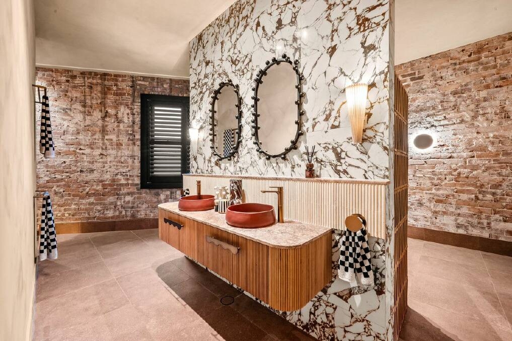 'Nothing else like it': interior designer Tim Neve lists renovation ...