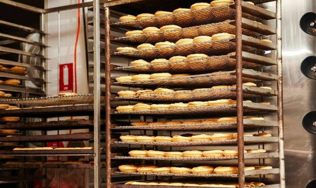 After two-plus years, The Famous Robertson Pie Shop changes hands