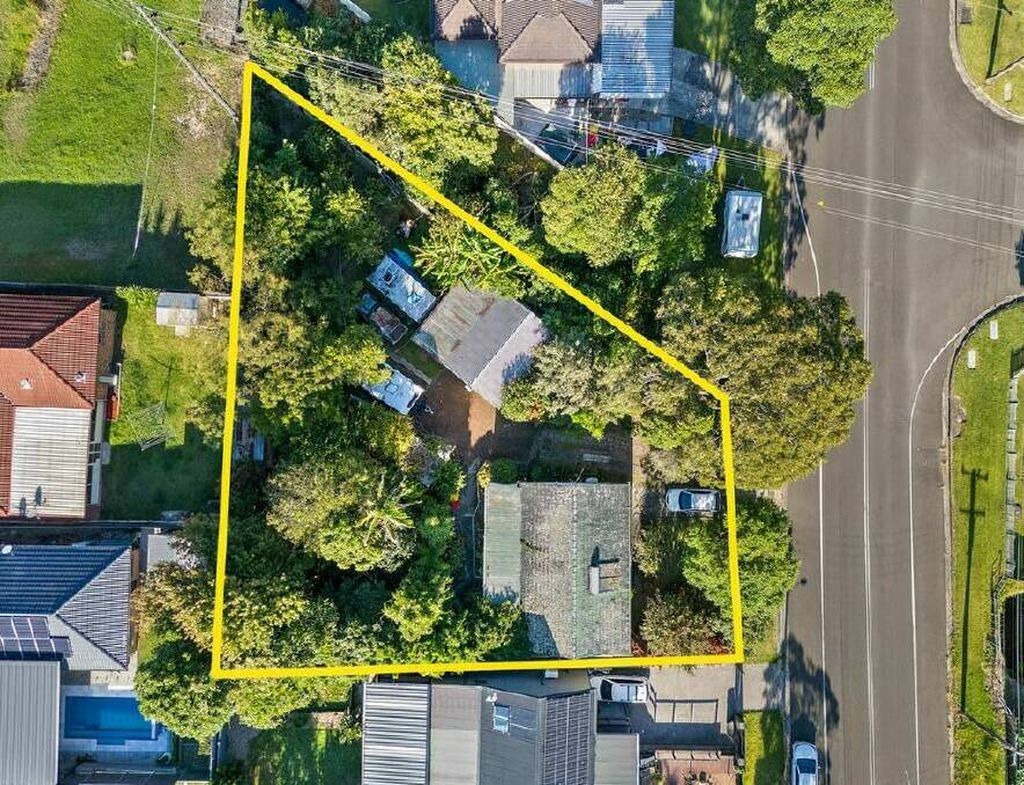 Bargain buys: retro Albion Park property and five other homes around $700k