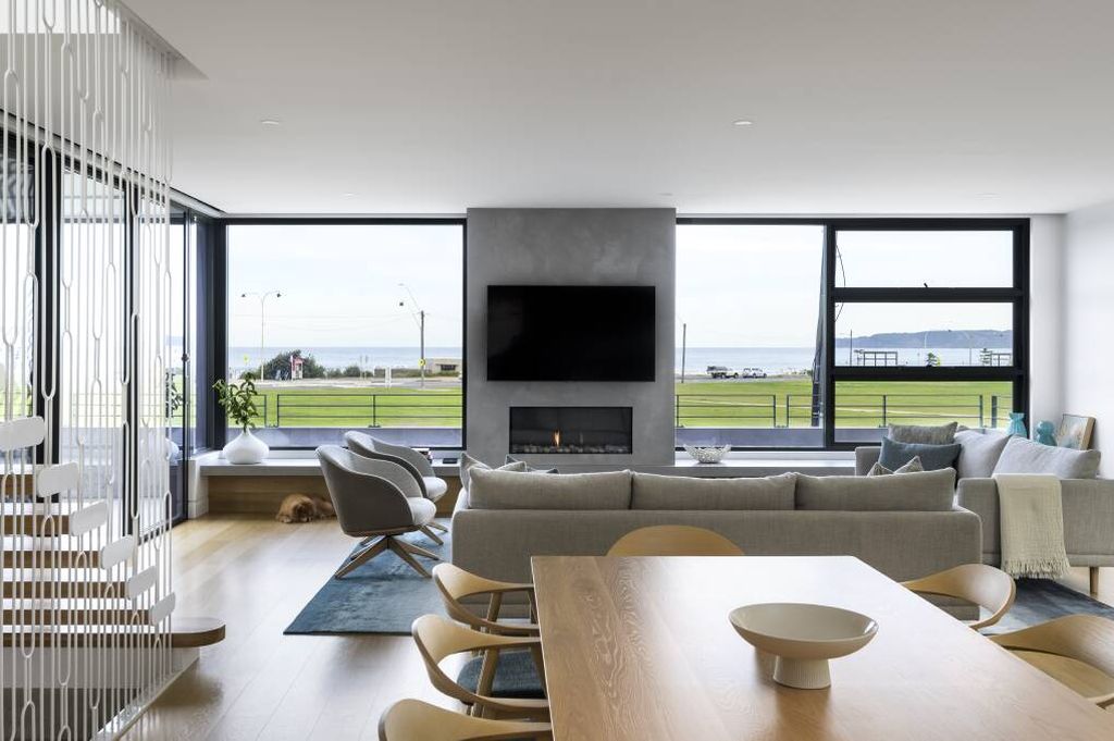 Newcastle record: Bar Beach off-market sale smashes region's house ...