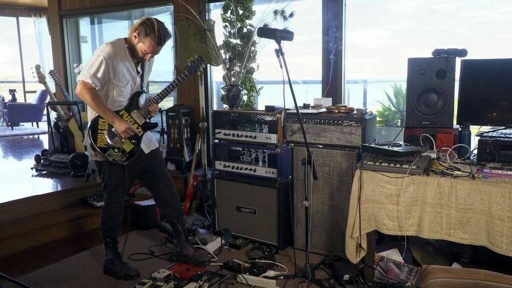 The greatest view: Daniel Johns sells vacant coastal block for huge price