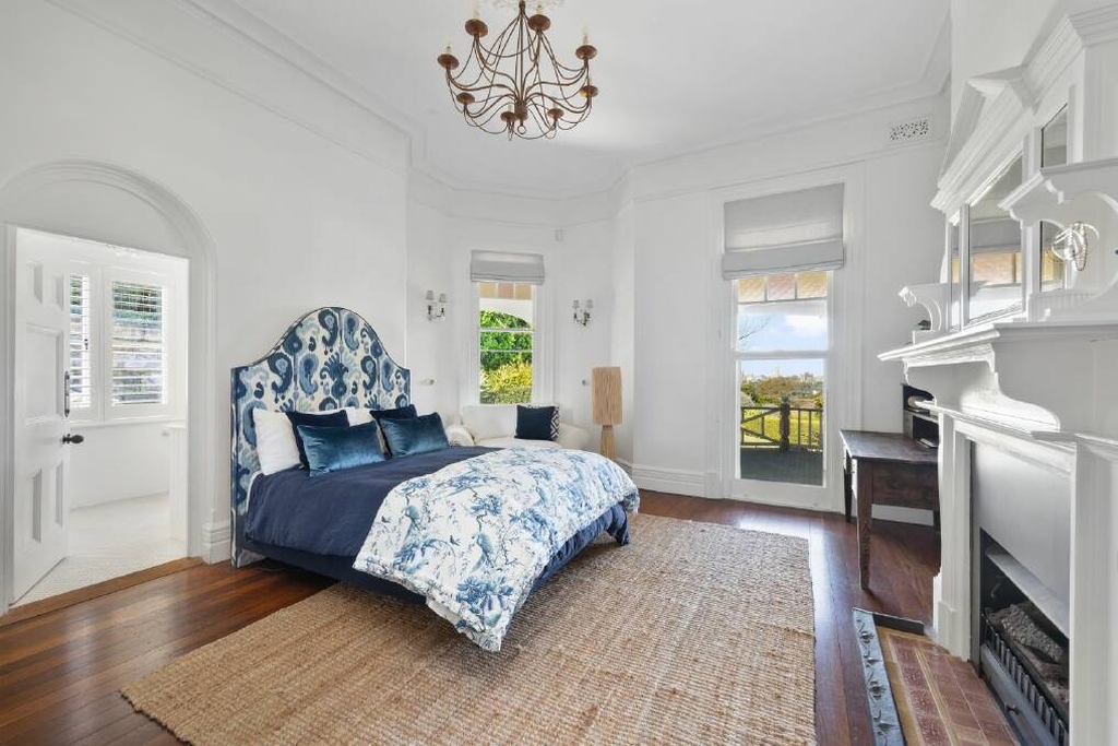 Ex-Today show host Lisa Wilkinson chases $23m for sprawling Sydney estate