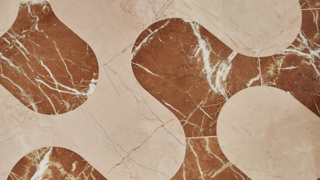 A 'deli meat' bathroom and a setback: The latest on Matty J and Laura's ...