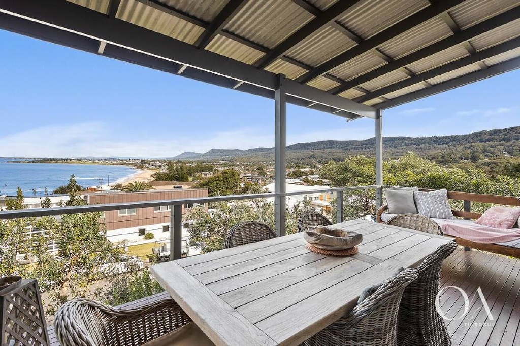 'Pictures don't entirely do the view justice': Austinmer home with wow ...