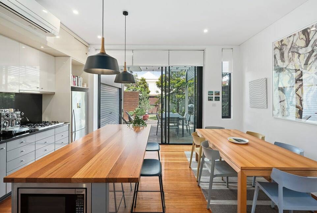 Norris Nuts' former home sells quickly for $3 million in Newcastle East