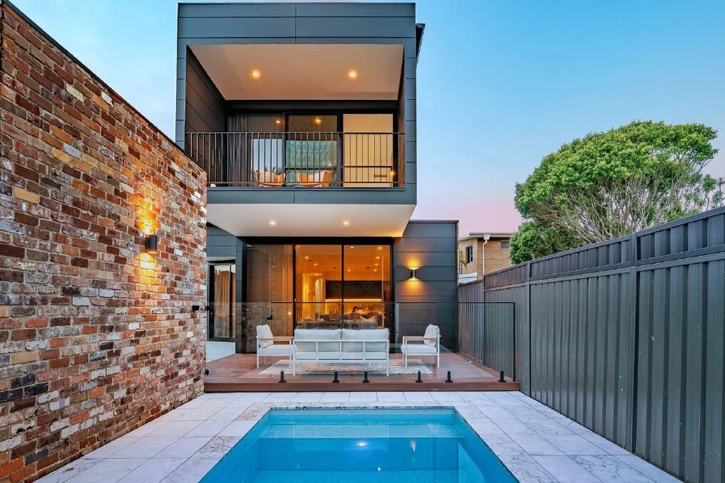 Inside the architectural renovation that took a Cooks Hill cottage to ...