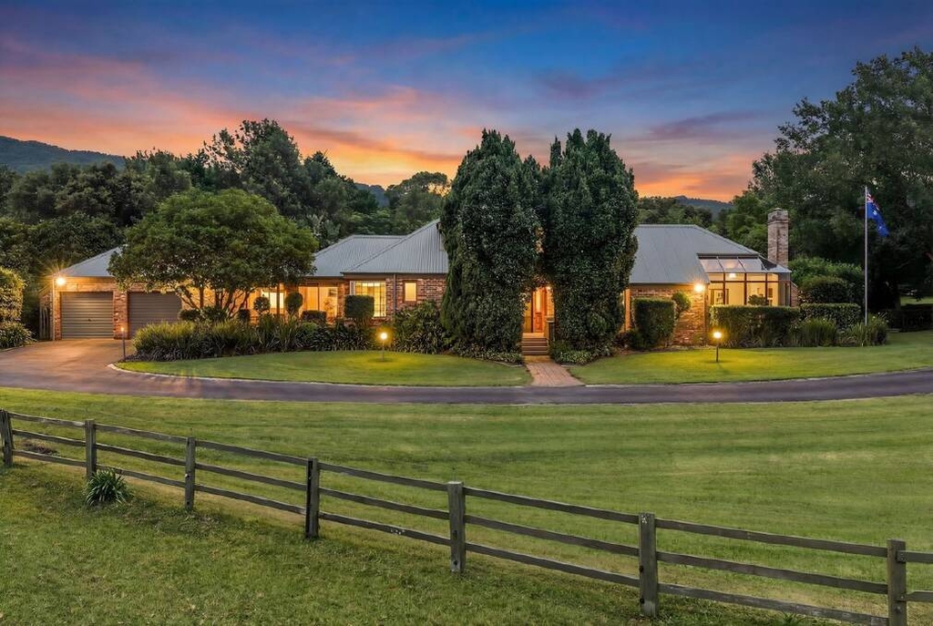 Late Wollongong Wolves chairman's South Coast acreage listed for sale