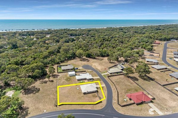 1 Belvedere Court, Moore Park Beach, QLD 4670 Property Details - view ...