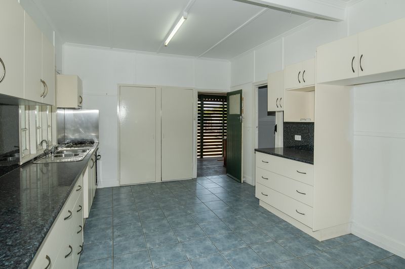 10 Callide Street, Biloela, QLD 4715 Property Details - view.com.au