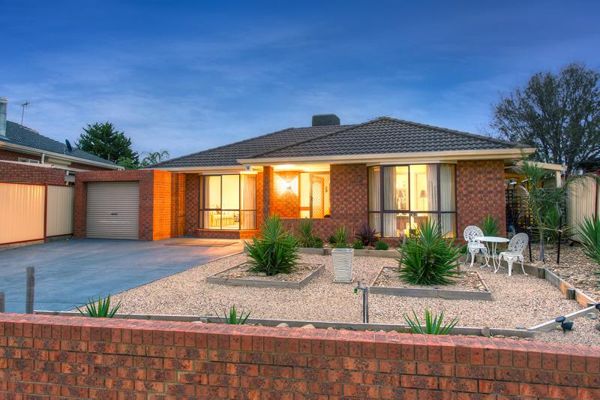 10 El Golea Mews, Keilor Downs, VIC 3038 Property Details - view.com.au