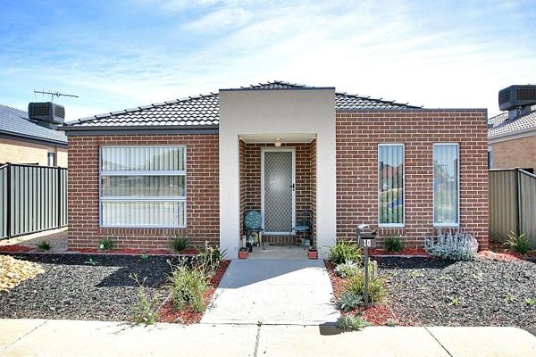 10 Leeds Walkway, Derrimut, VIC 3026 Property Details - view.com.au