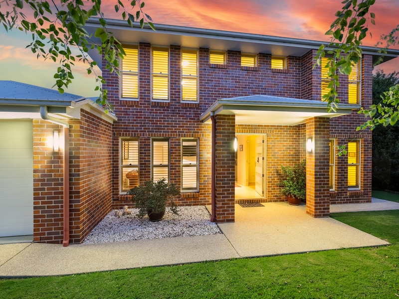11 Stonewood Crescent, Warwick, QLD 4370 Property Details - view.com.au
