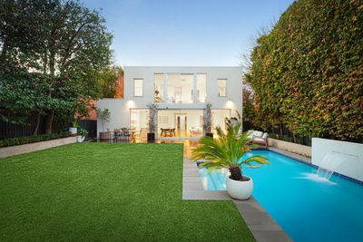 Explore North Road, Brighton, VIC - 3186 - view.com.au