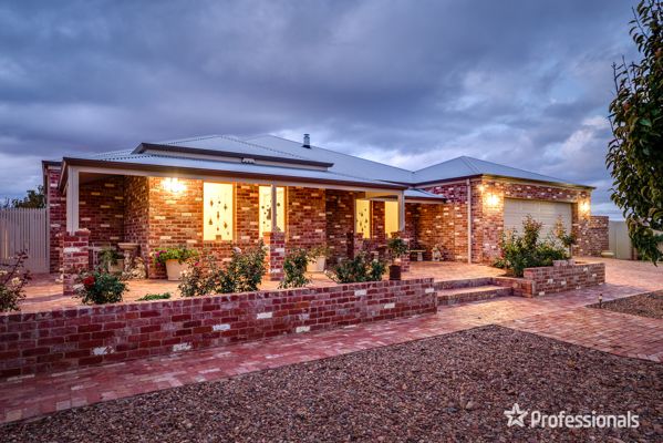 13 Summer Drive, Buronga, NSW 2739 Property Details - view.com.au