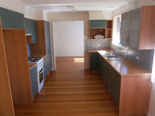 145 James Cook Drive, Endeavour Hills, VIC 3802 Property Details - view ...