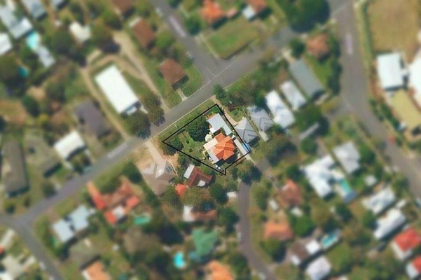 15 Albert Street, Holland Park West, QLD 4121 Property Details - view ...
