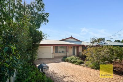 Explore Buckingham Road, Swan View, WA - 6056 - view.com.au