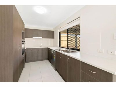 16 Munthari Drive, Berrinba, QLD 4117 Property Details - view.com.au