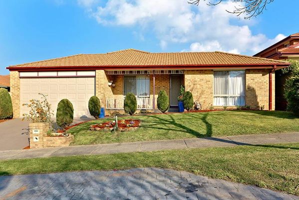 17 Highland Crescent, Narre Warren South, VIC 3805 Property Details ...