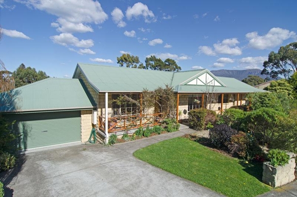 18 Weemala Court, Mount Nelson, TAS 7007 Property Details - view.com.au