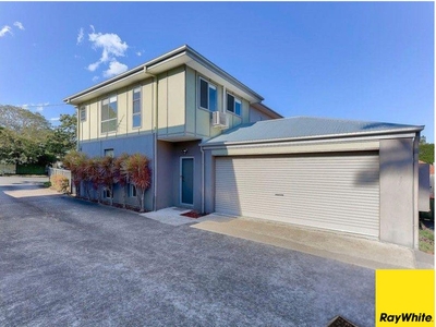 Explore Dinmore Street, Moorooka, QLD - 4105 - view.com.au