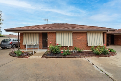 Explore Mccallum Street, Swan Hill, VIC - 3585 - view.com.au