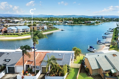 Explore Sunshine Boulevard, Mermaid Waters, QLD - 4218 - view.com.au