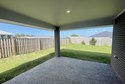 2 Bark Street, Park Ridge, QLD 4125 Property Details - view.com.au