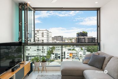 Sold 31101/24 Stratton Street, Newstead, QLD 4006 for $650,000 on 10 ...