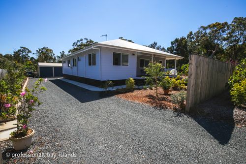 89 Houses for Sale in Macleay Island, QLD 4184